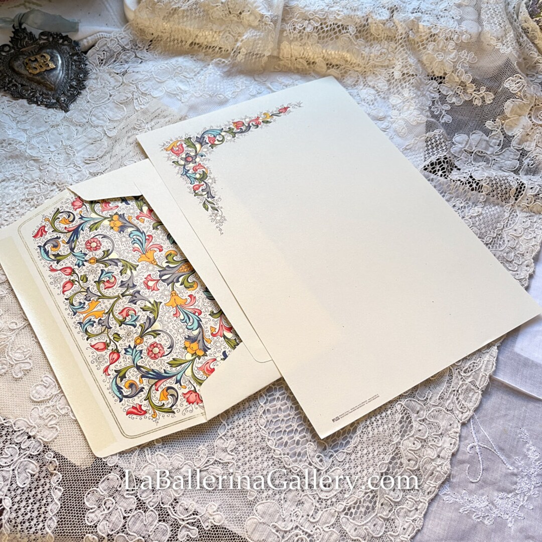 Italian Letter Paper Sheets and Envelopes 10 Red Green Wreath ...