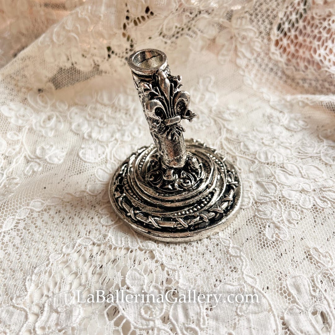 Italian Baroque Relief Pen Stand Quill Holder Feather Pen Shield Emblem ...