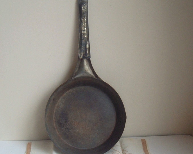 Primitive Cold Handle Fry Pan - Etsy