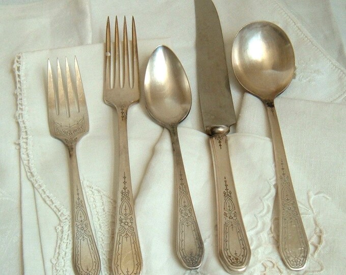 Vintage Community Plate Silver Flatware and Serving Pieces Paul Revere ...