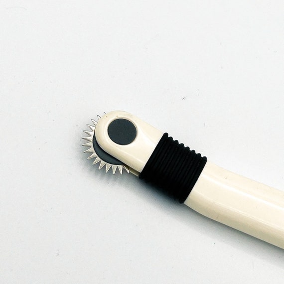 Tracing Wheel Clover Tracing Wheel Serrated Edge Tracing | Etsy