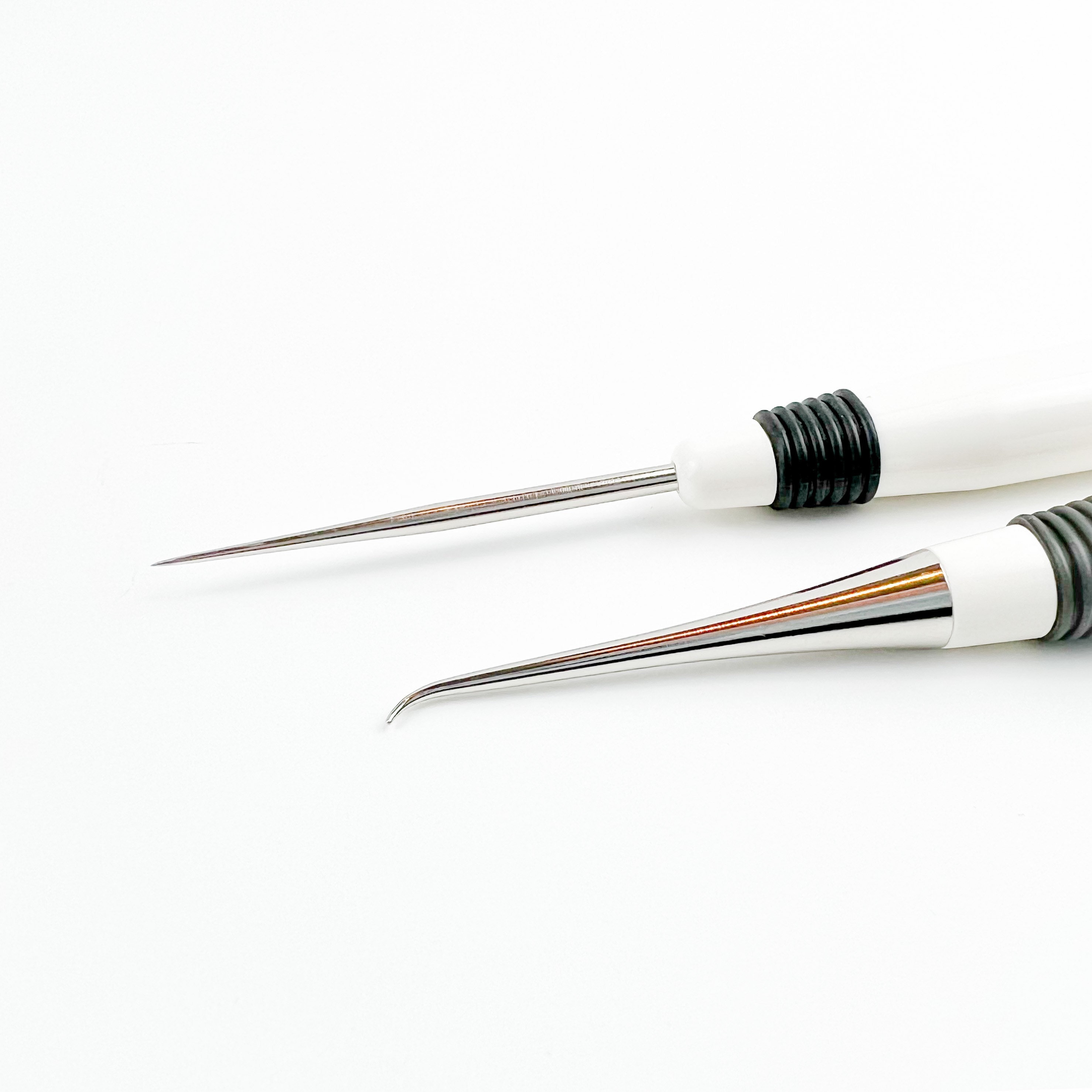 Curved Awl for Sewing, Tailors Awl, Curved Stiletto by Clover, Tool for ...