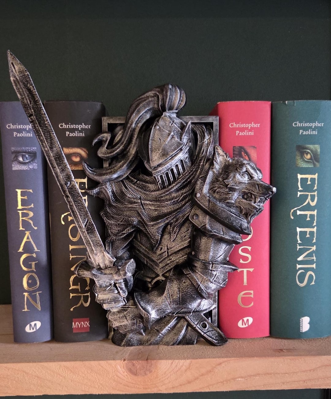 Knight Book Nook | Medieval Knight Bookshelf Insert | Fantasy Book ...