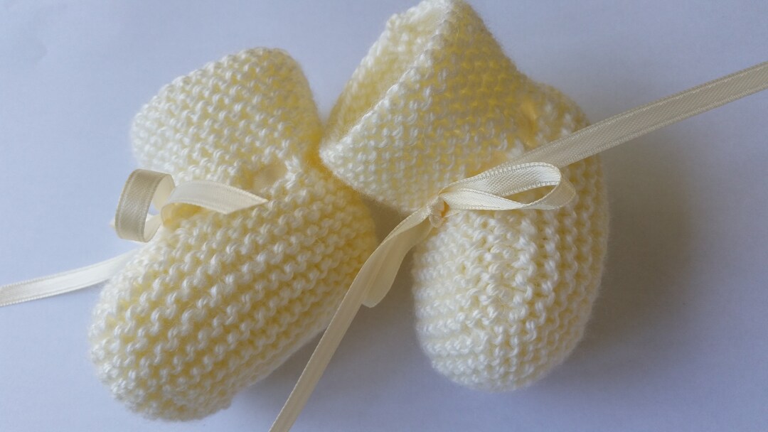 Knitted Baby Booties, Newborn Booties, Baby Girl Boy Cream Shoes, 0-3 ...