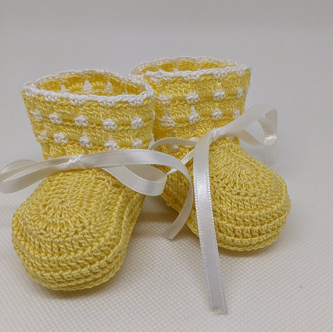Botitas de bebé de crochet de algodón amarillo, regalo para baby shower ...