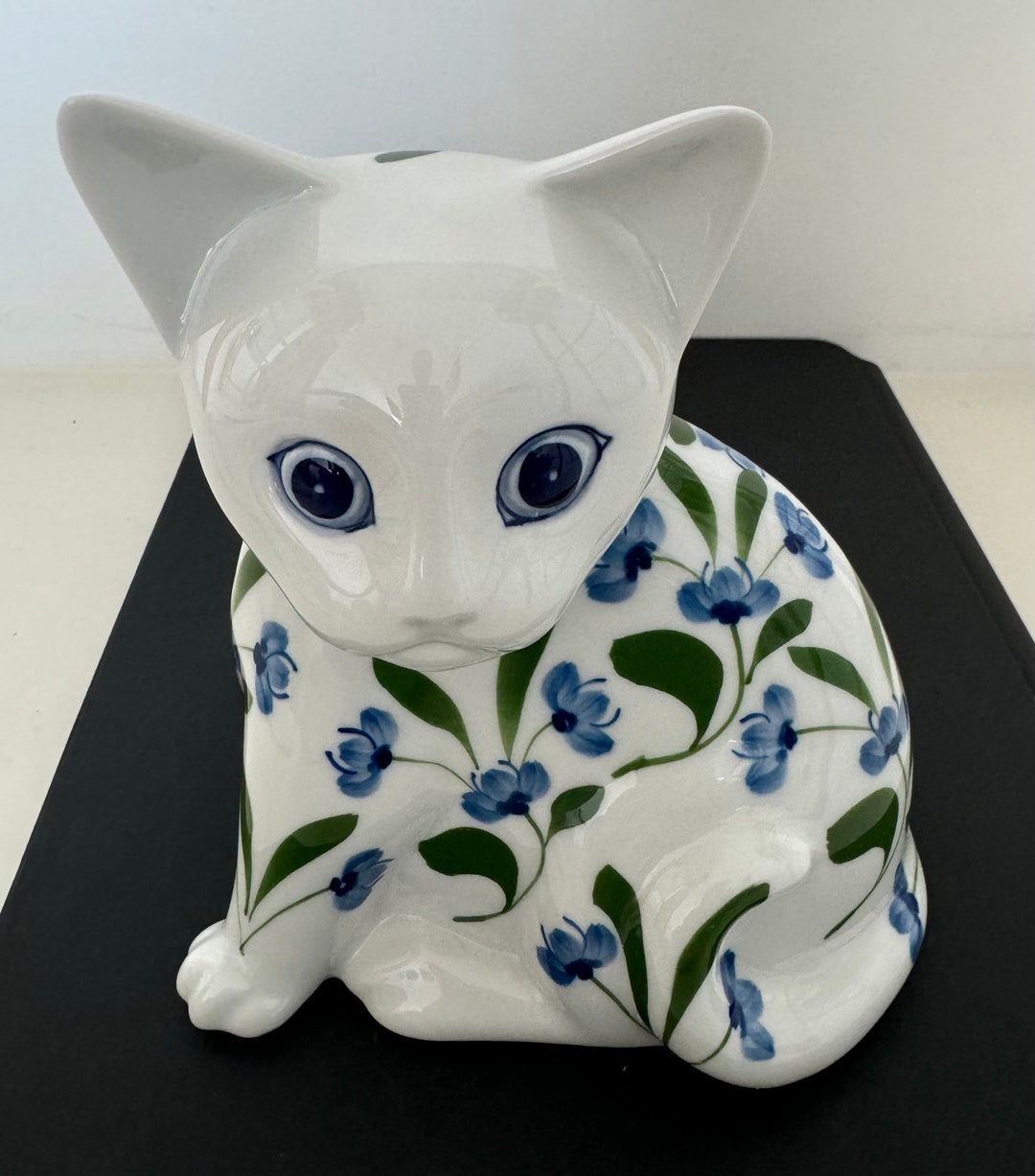 Gemin Trudeau Porcelain Cat - Etsy