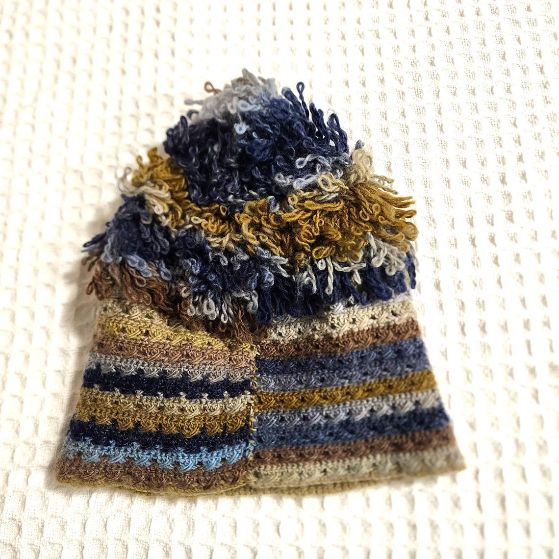 Cable Stitch Loopy Crown Skull - Etsy