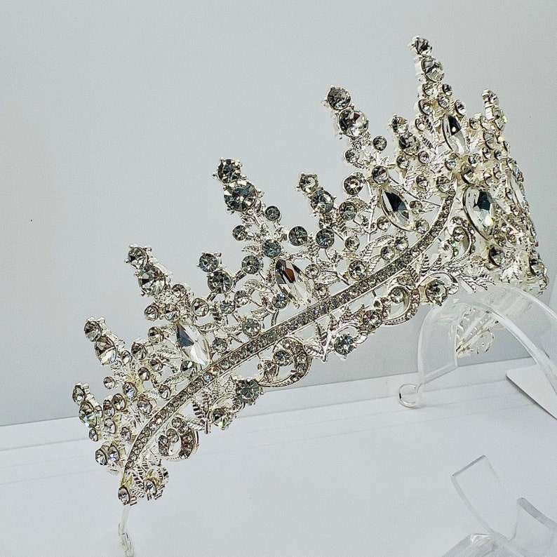 Crystal Crown Queen Tiara in Silver With Sparkling Rhinestones - Etsy