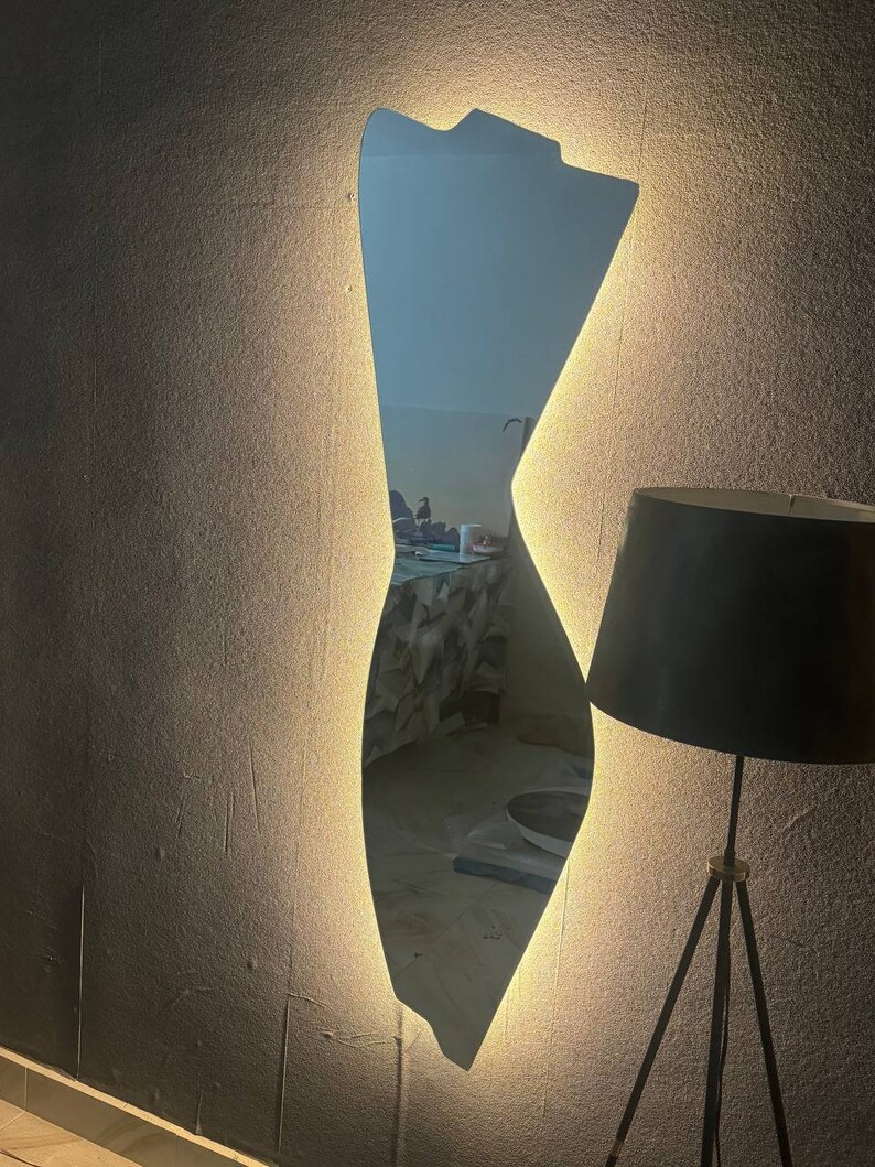 Led Full Length Lady Shaped Mirror - Full Body Women Body Mirror - Full ...