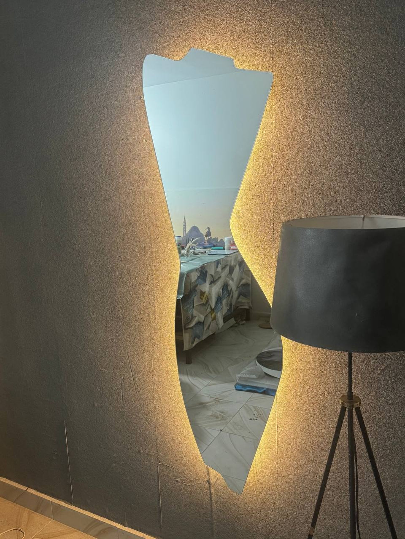 Led Full Length Lady Shaped Mirror - Full Body Women Body Mirror - Full ...