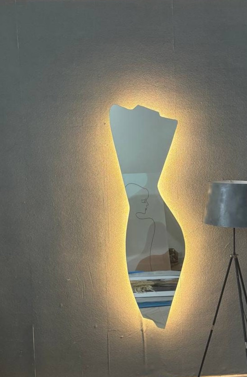 Led Full Length Lady Shaped Mirror - Full Body Women Body Mirror - Full ...