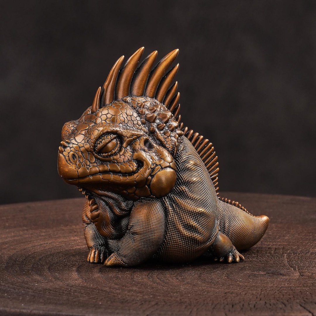 Bronze Green Iguana Statue, Hand-carved Tropical Lizard Sculpture, Realistic Reptile Figurine ...