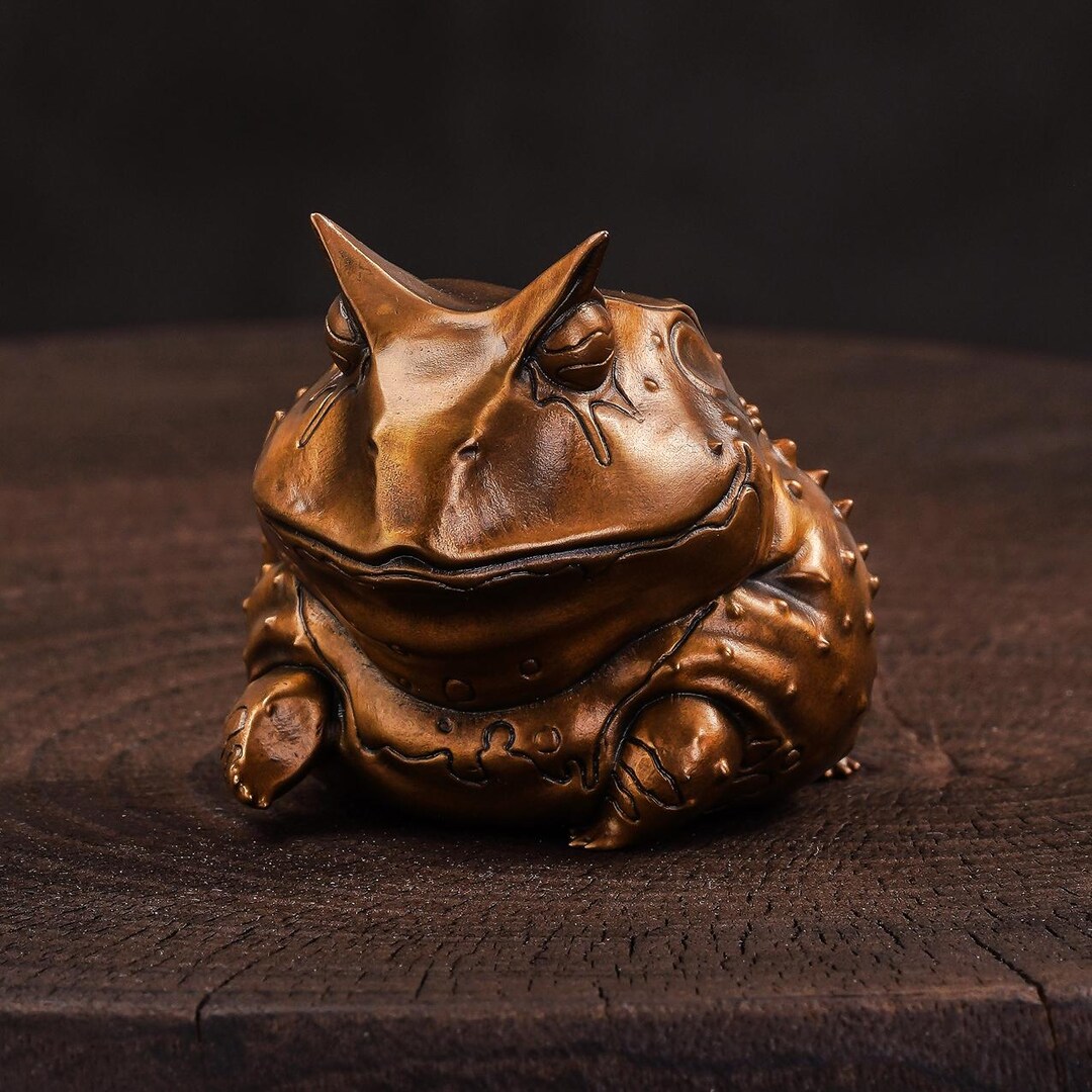 Horned Frog Bronze Figurine, Handcrafted Toad Sculpture, Realistic ...