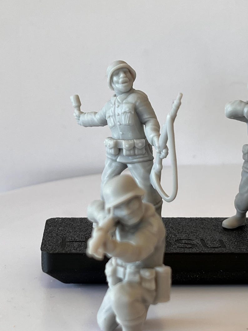 Army Men Resin Figures – Set of 7 Classic Style Soldiers | Retro ...