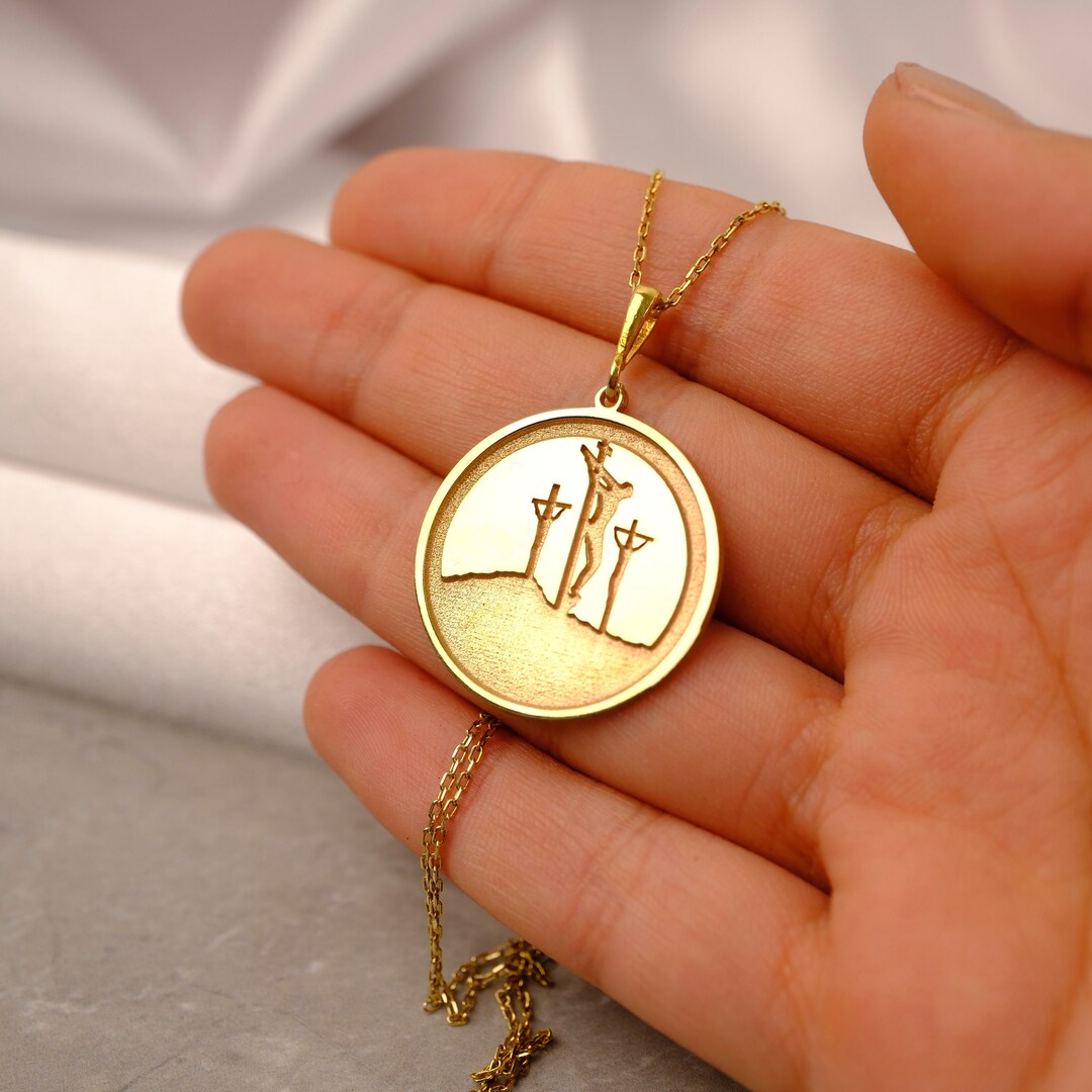 Religious Medallion Charm Jesus Cross Necklace Faithful Gift for Her ...