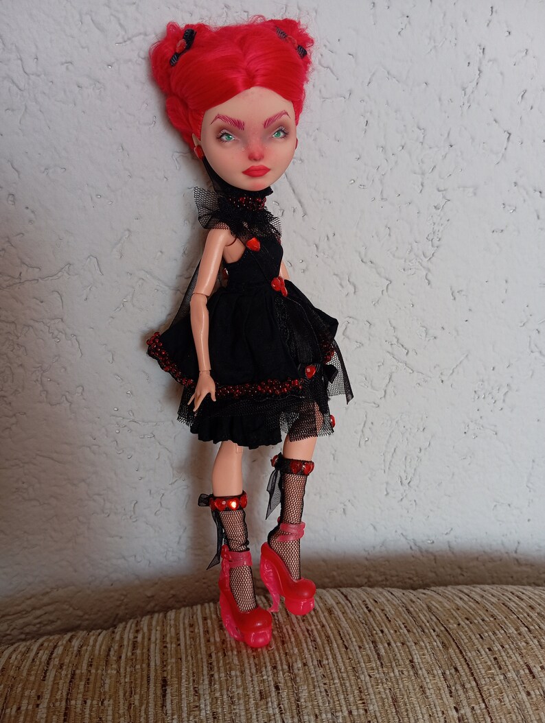 Ever After High Red Queen Ever After High Customized Art Doll One of a ...