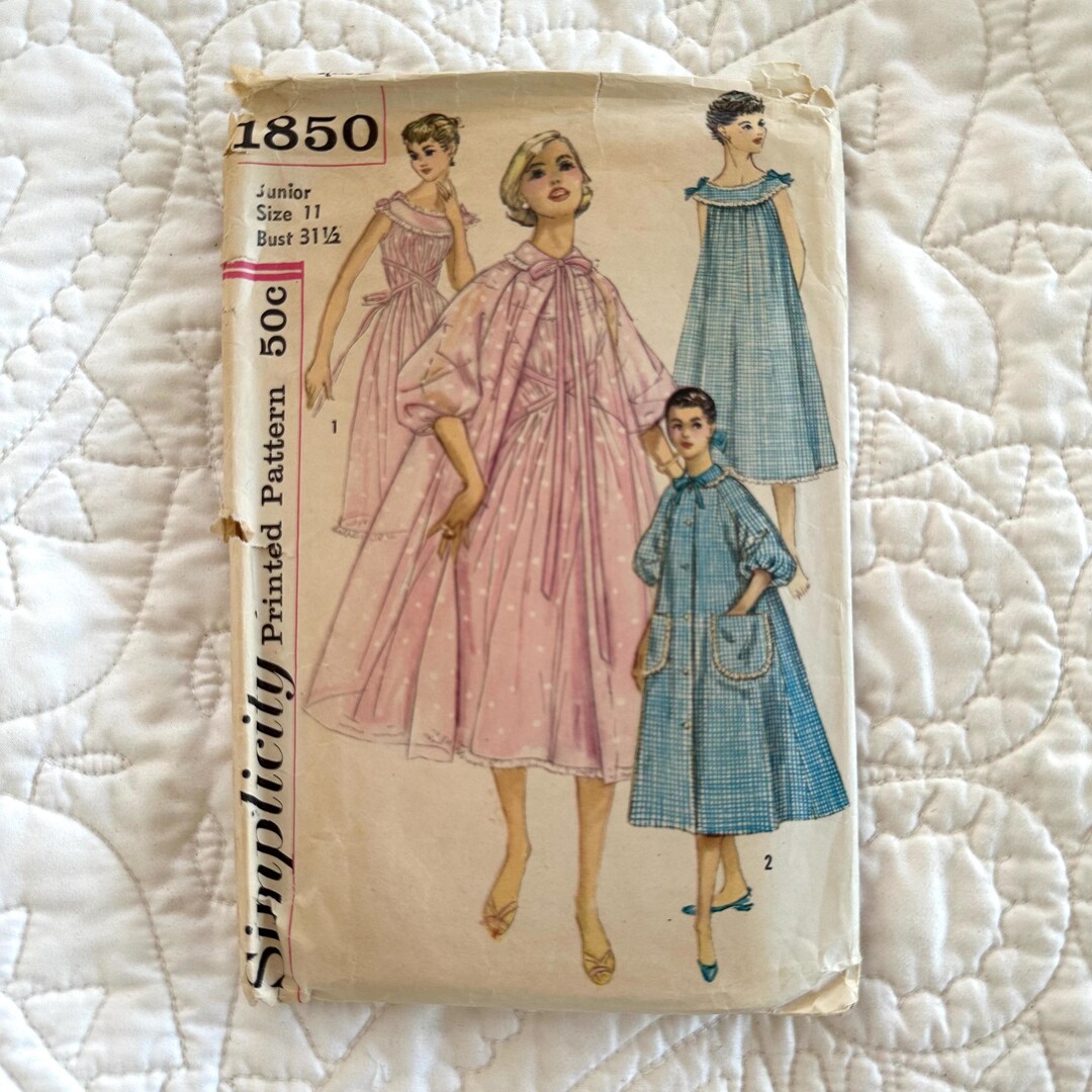Vintage 1950s Nightgown Negligee Sewing Pattern Simplicity 1850 XS - Etsy