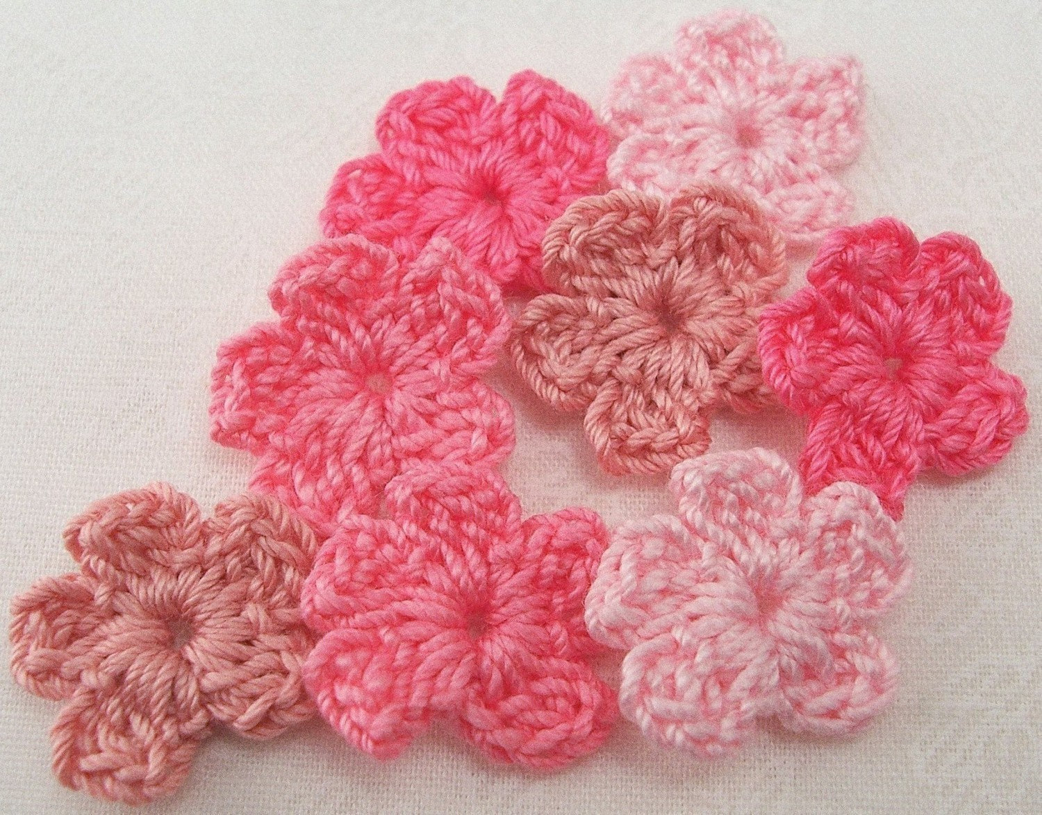 Crochet Pink Flower Appliques | Etsy