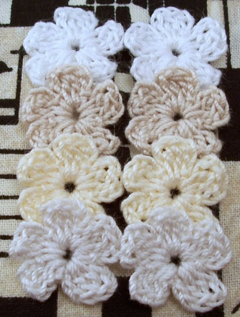 White Neutral Small Crochet Flowers - Etsy