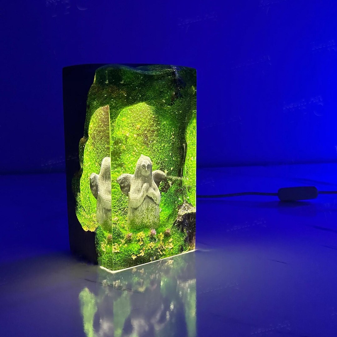 Hyl.ia Goddess Statue Night Lights Desk Decor Resin Wood Lamp, Gaming ...