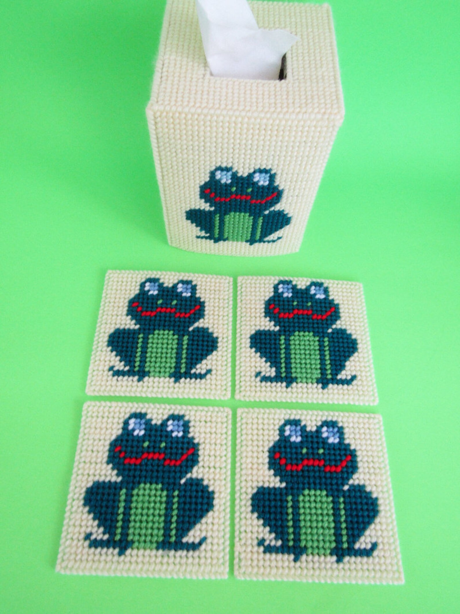 Woodland Frog Tissue Topper. Green Frog Design on a Tissue Box - Etsy