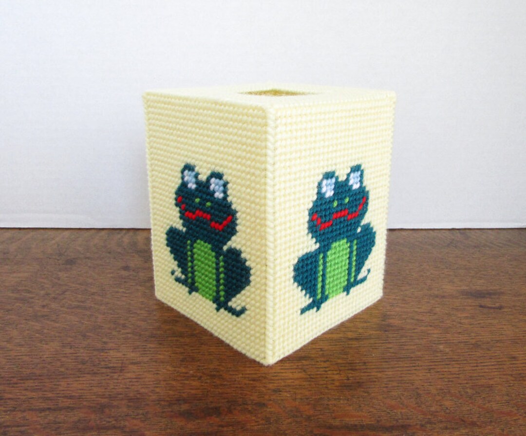 Woodland Frog Tissue Topper. Green Frog Design on a Tissue Box Cover ...
