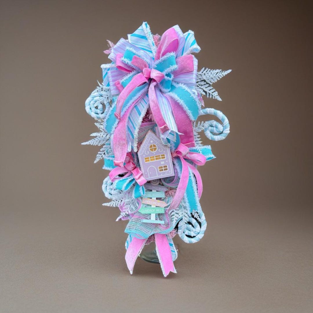 Pastel Christmas Swag With Light-up Gingerbread House, Pink and Blue ...