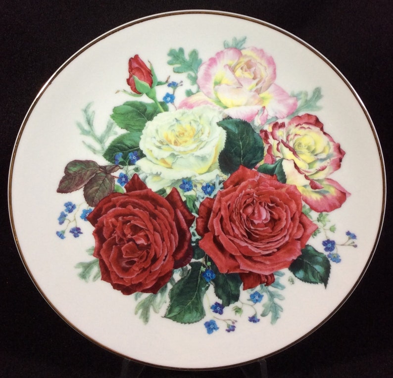 The Majesty of Roses Collector Plate From Franklin Mint - Etsy