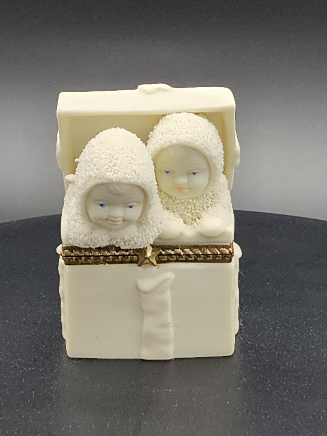 Snowbabies Surprise Hinged Porcelain Box Figurine, Department 56 ...