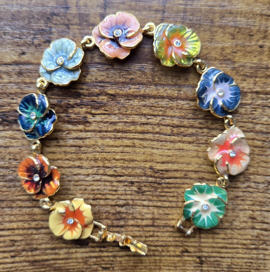 Vintage 8 Joan Rivers Pansy Bracelet in Excellent Condition. Bright ...