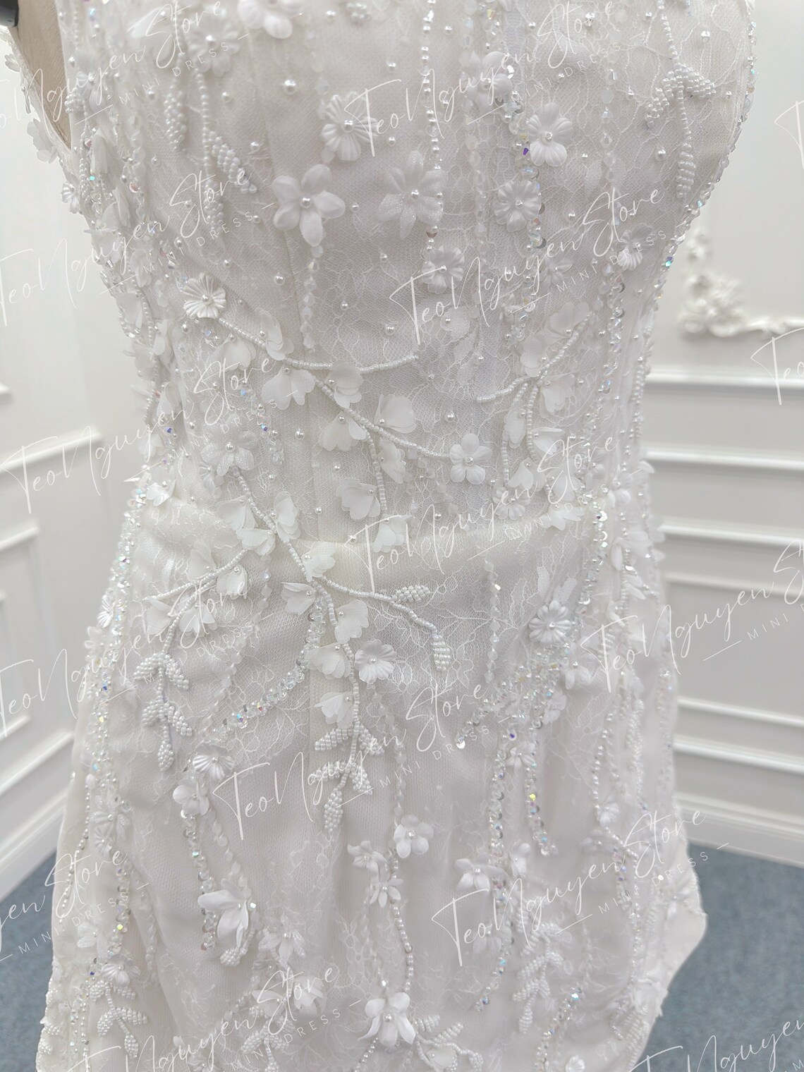 Short Lace and Beaded Wedding Dress. Luxurious 3D Floral Lace Mini ...