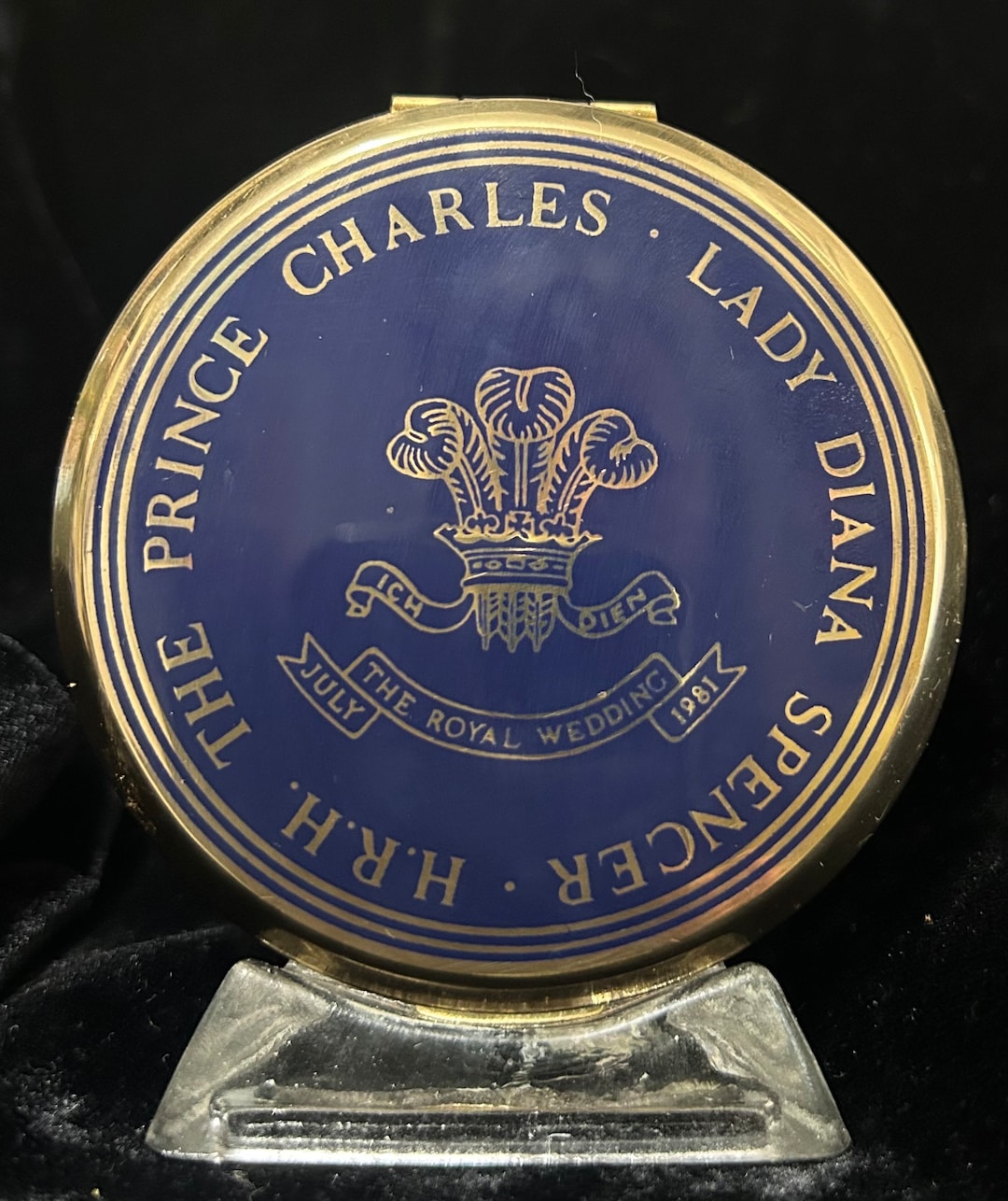 Stratton 1981 Charles and Diana Royal Wedding Commemorative Powder ...