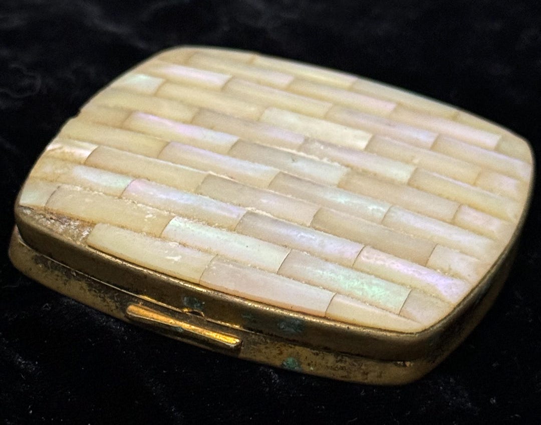 Regent of London Mother of Pearl Vintage Powder Compact - Etsy