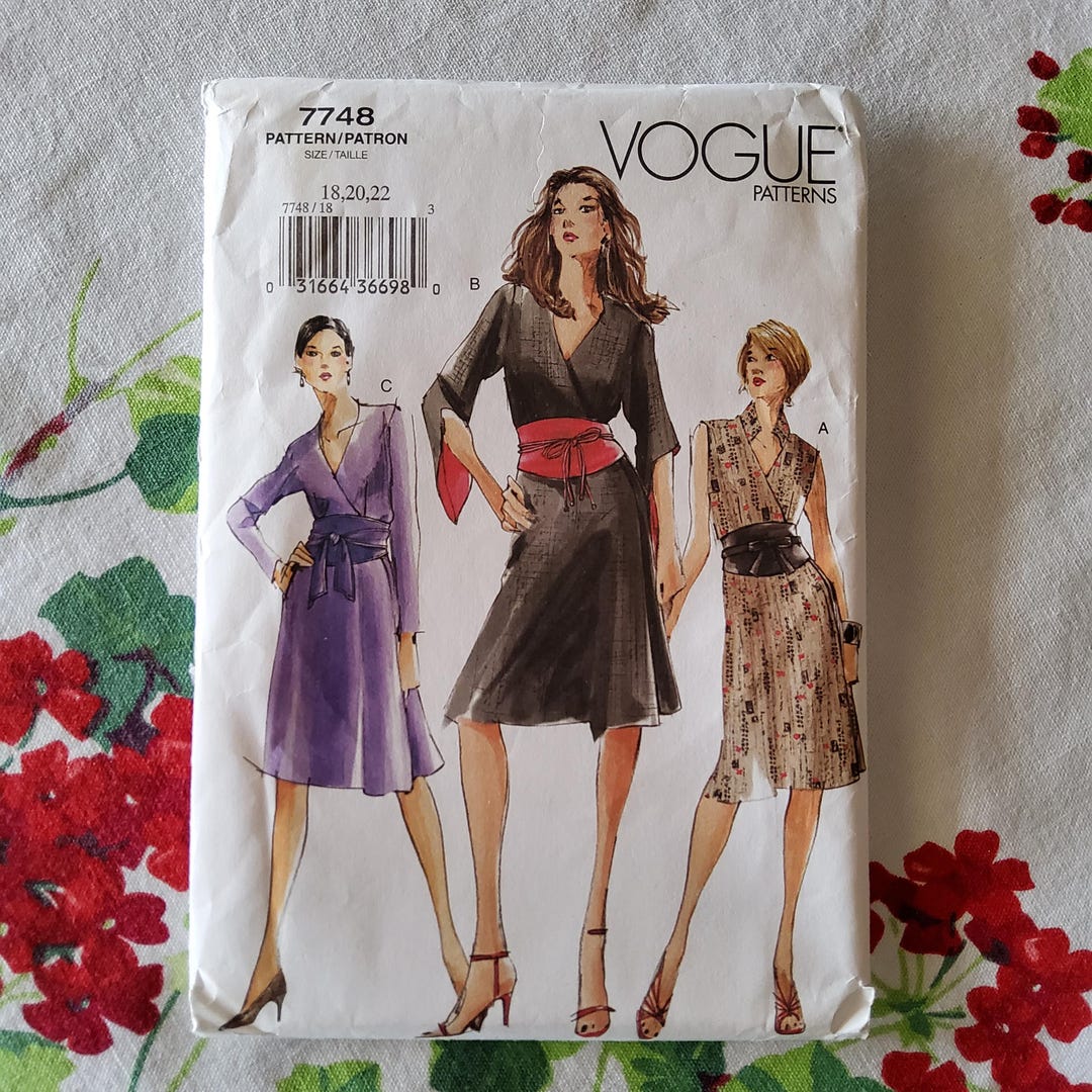 Vogue 7748 Complete Uncut Factory Folds Vintage 2003 Sewing Pattern ...