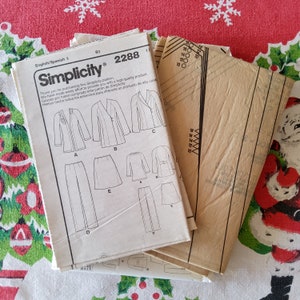 Simplicity 2288 Complete Uncut Factory Folds Sewing Pattern Threads ...