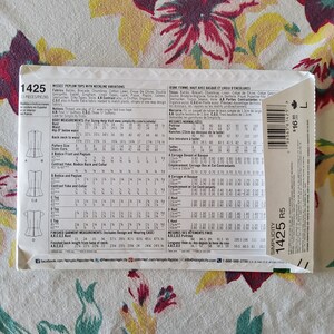 Simplicity 1425 Complete Uncut Factory Folds Sewing Pattern Retro Style ...