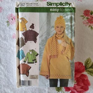 Simplicity 4782 Complete Uncut Factory Folds Easy Winter Accessories ...