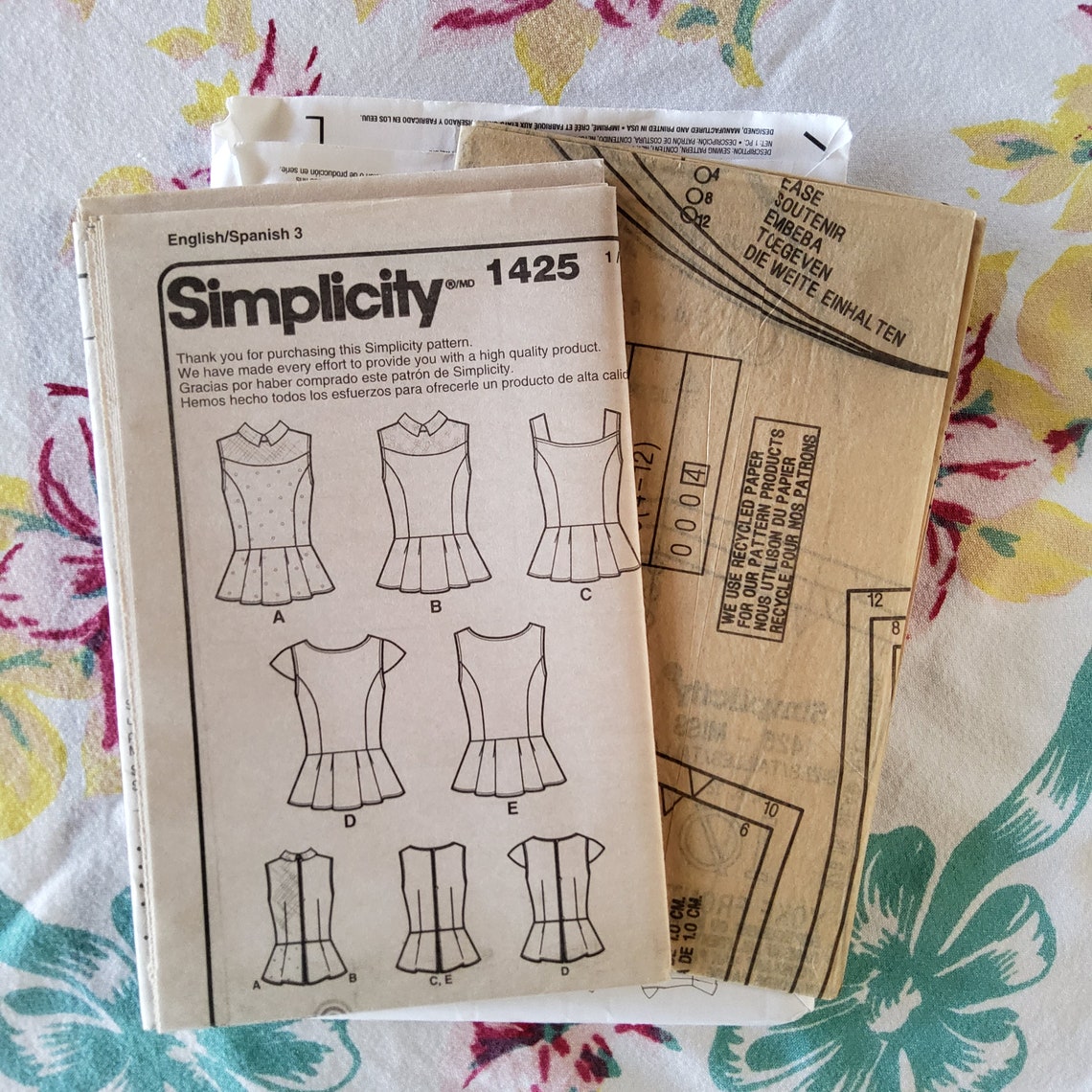 Simplicity 1425 Complete Uncut Factory Folds Sewing Pattern - Etsy