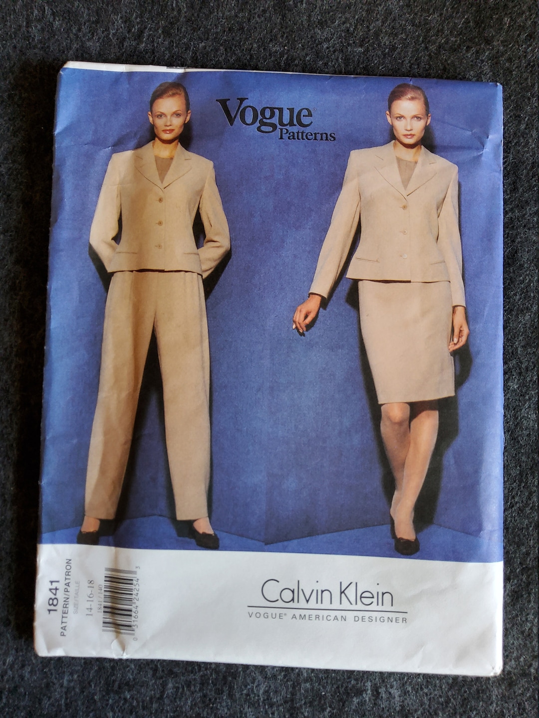 Vogue 1841 Komplette Uncut Factory Folds Amerikanischer Designer Calvin ...