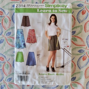 Simplicity 2314 Complete Uncut Factory Folds Sewing Pattern Learn to ...