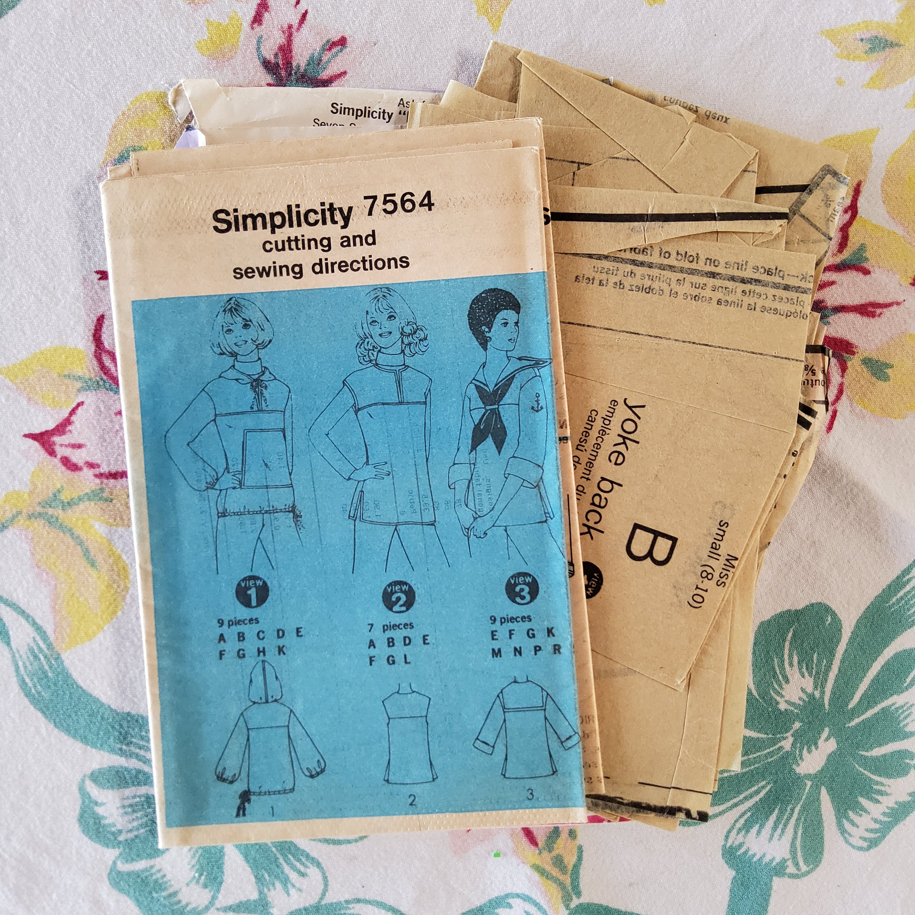 Simplicity 7564 Cut Complete or Uncut FF 70s Sewing Pattern Middy Style ...