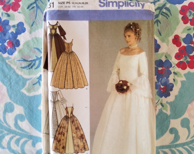 Simplicity 4731 Complete Uncut Factory Folds Sewing Pattern Renaissance ...