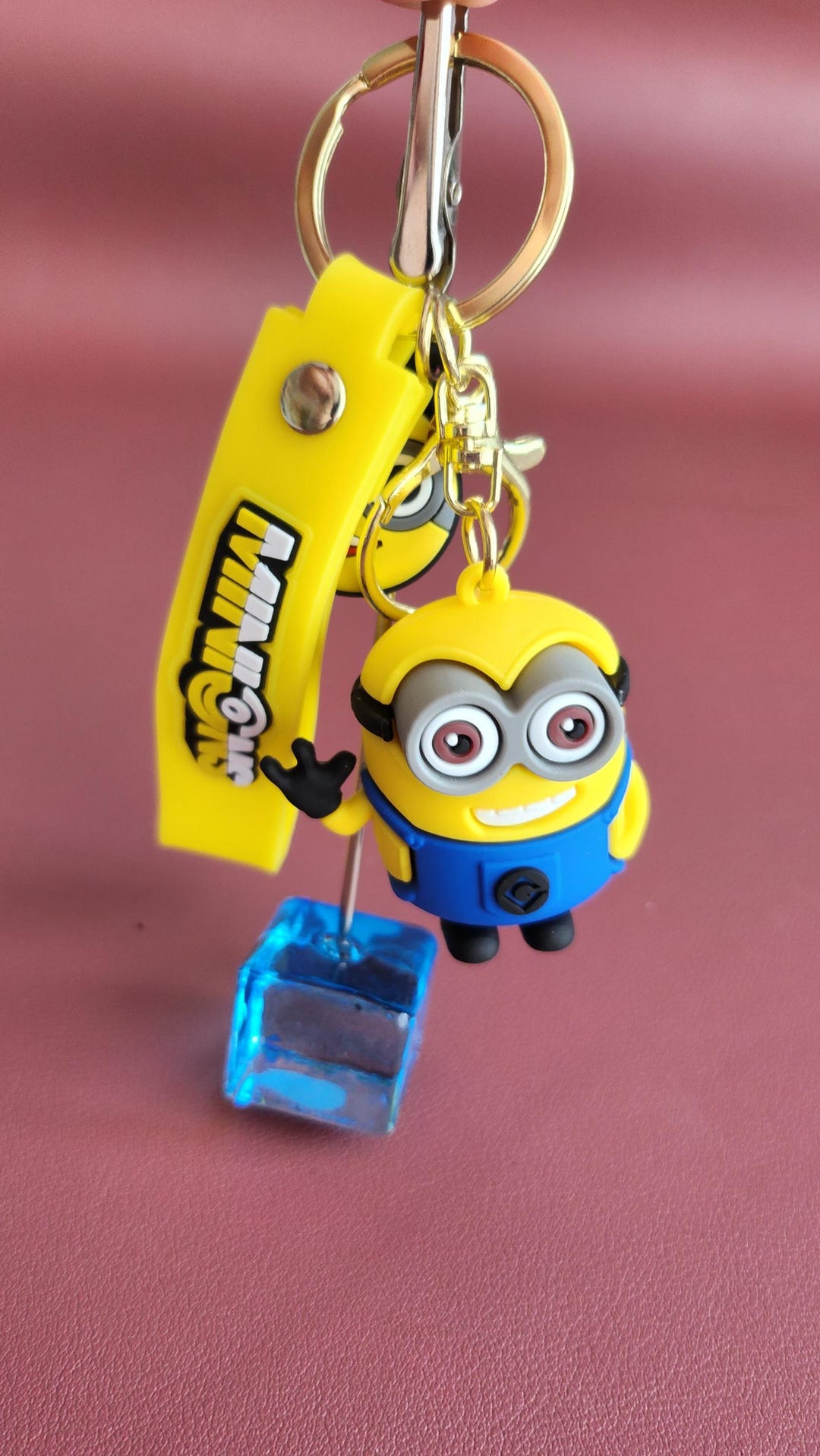 Charming Stuart the Minions Keychain. - Etsy