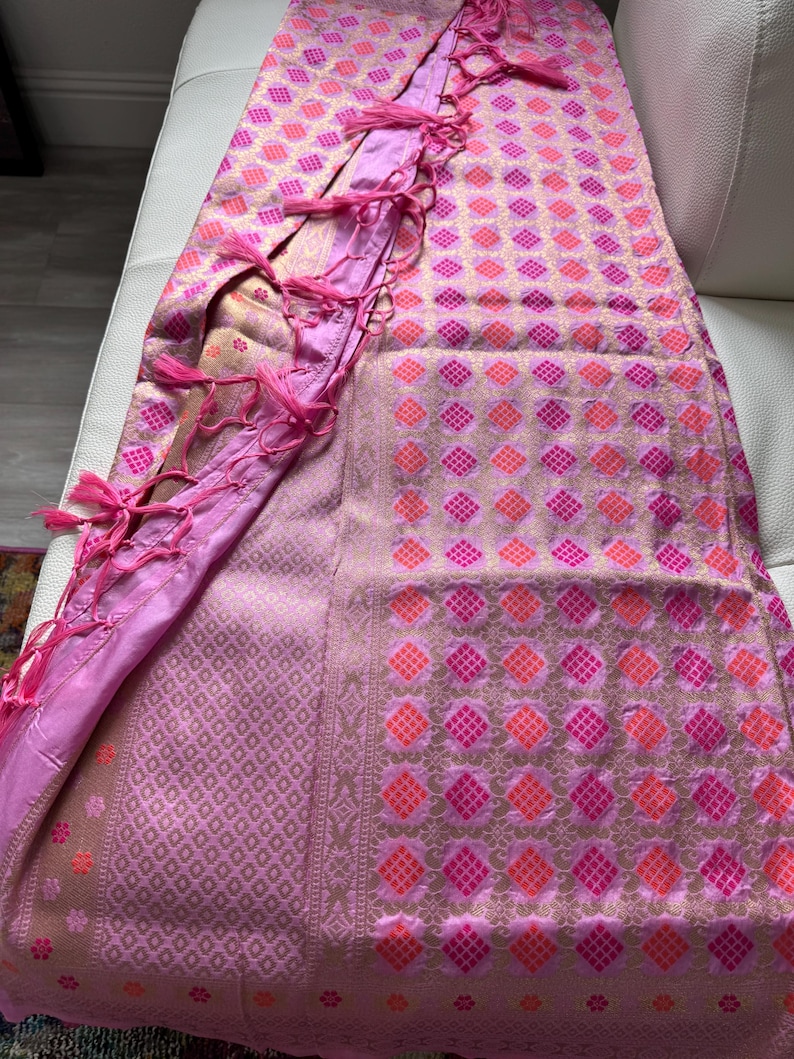Banarasi Silk Dupatta, Scarf, Stole, Wrap, Shawl, Handloom - Light Pink ...