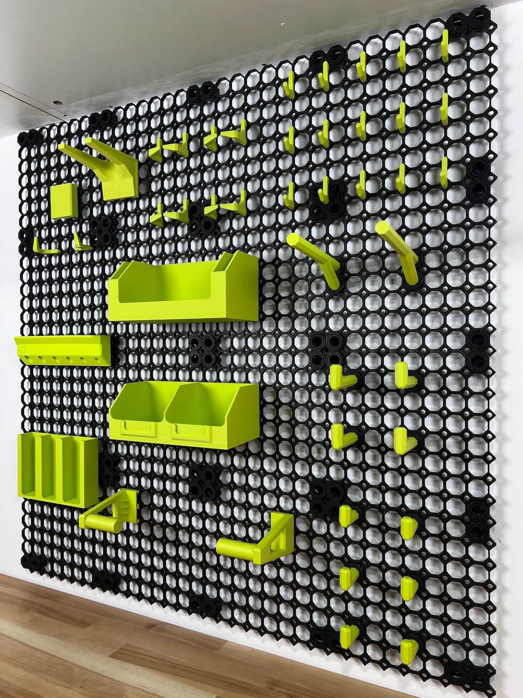 Modular Wall Mounted Tool Organizer Starter Kit - 16 Tile Multiboard ...