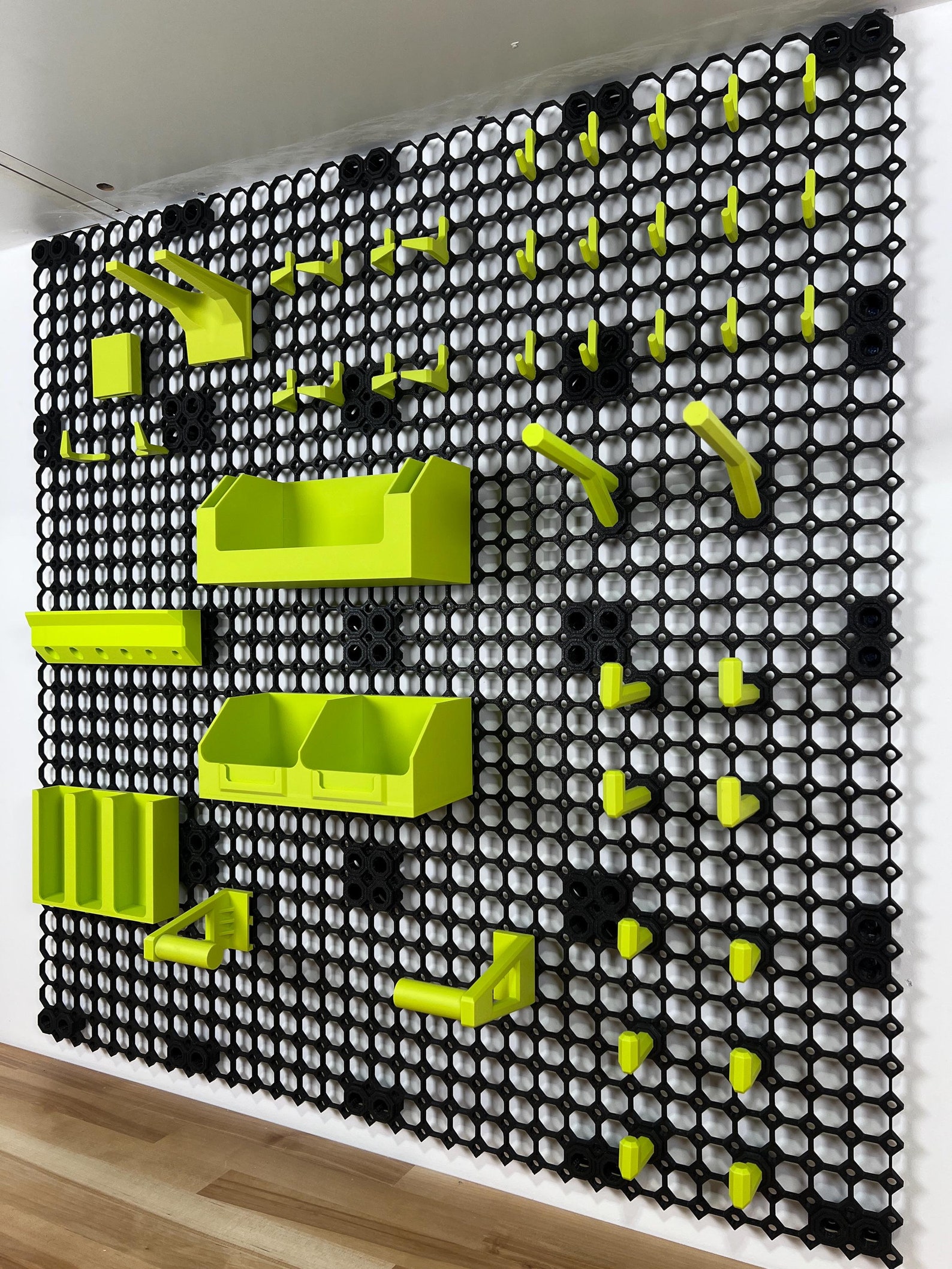 Modular Wall Mounted Tool Organizer Starter Kit - 16 Tile Multiboard ...