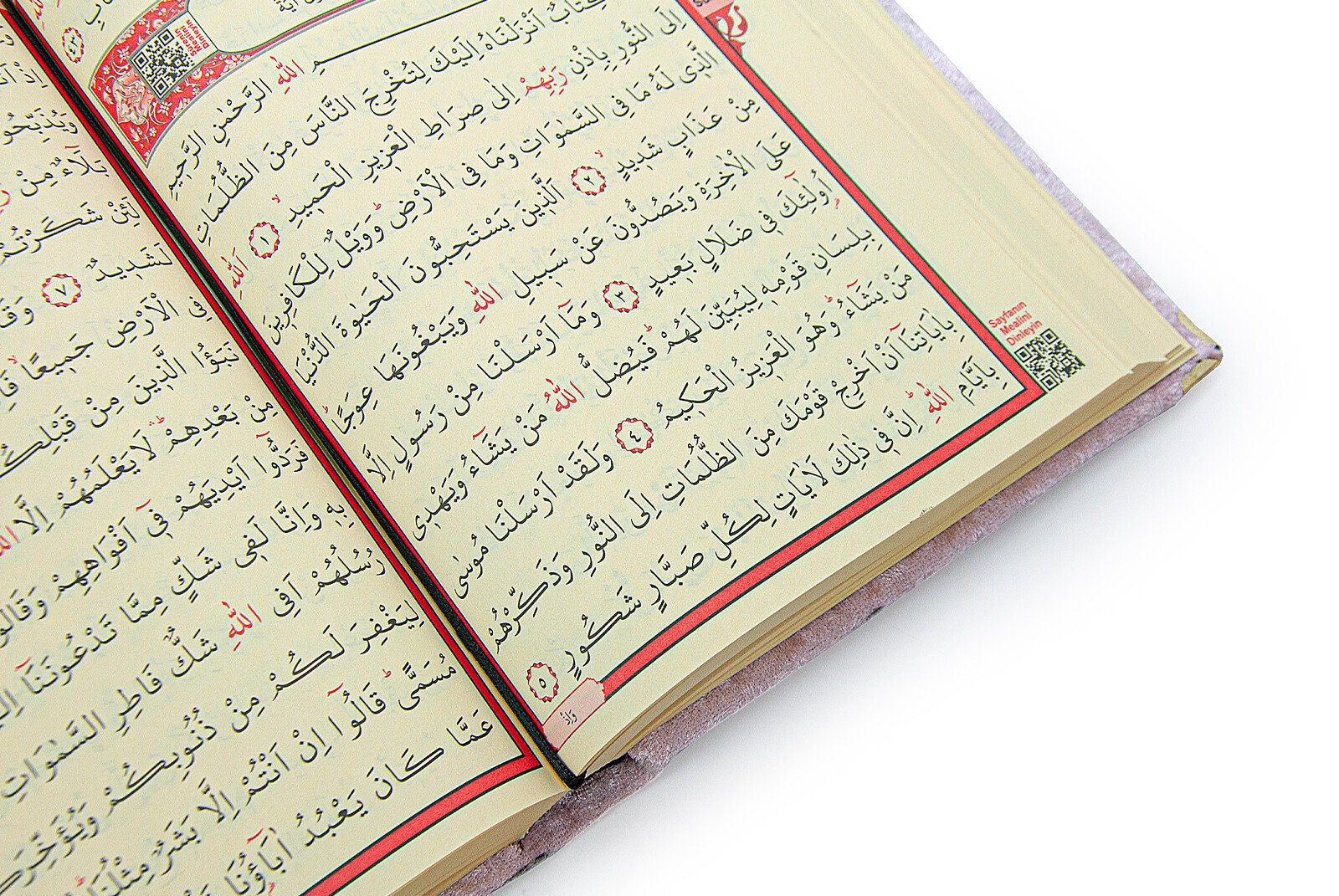 Handcrafted Quran Set, Adorned With the Intricacies of Islamic Art ...