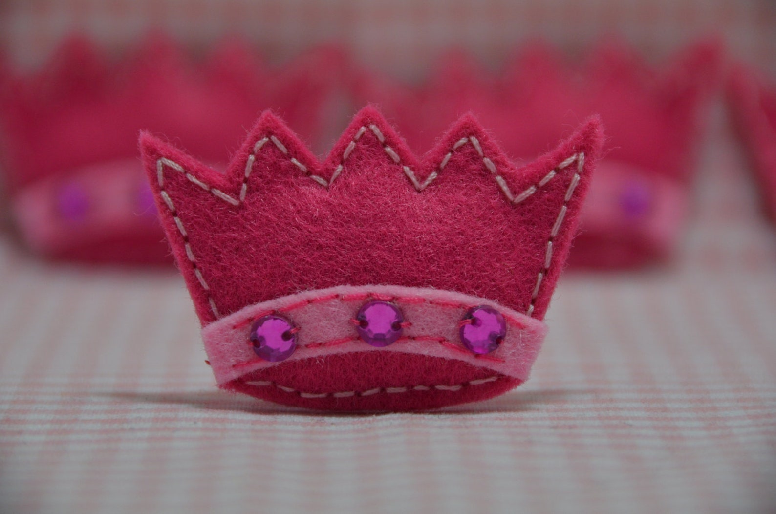 Set of 6pcs Handmade Puffy Felt Crown--lipstick (FT619) - Etsy