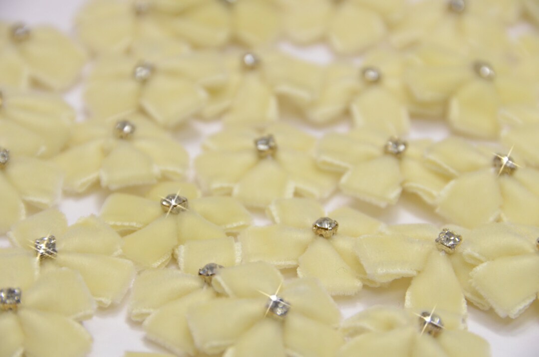 Set of 12pcs Handmade Velvet Flower--eggshell (VT18) - Etsy
