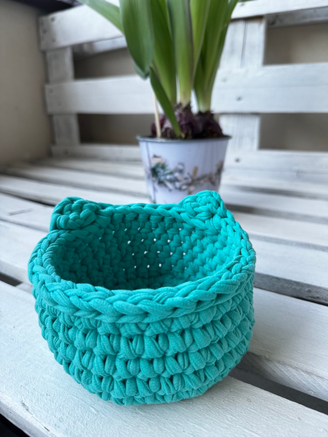 Crochetbin/ Yarnbasket/ Crochetcontainer/ Crochetdecor/ Crochetcrafting ...